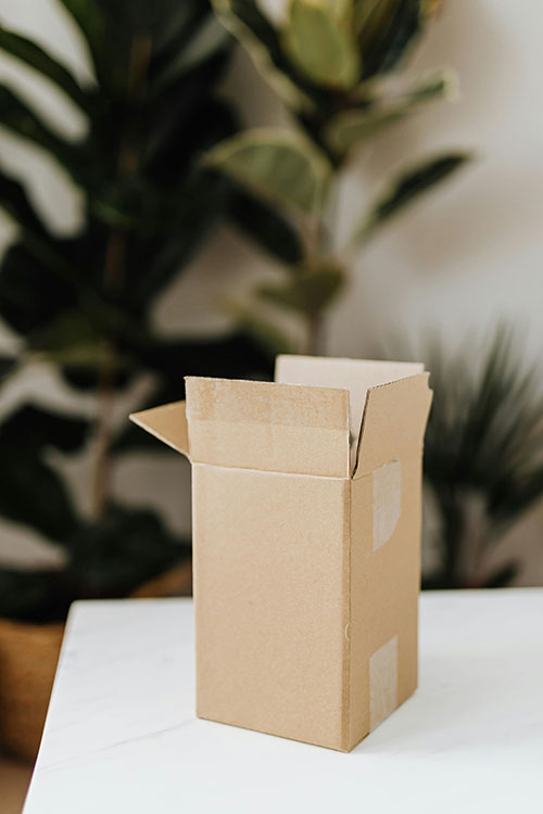 Sustainable Packaging – ENOUGH. Upcycled Beauty-Health